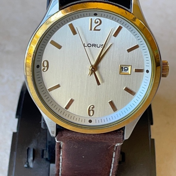 lorus | Accessories | Lorus Men Battery Water Resistant Wdate Ttface ...